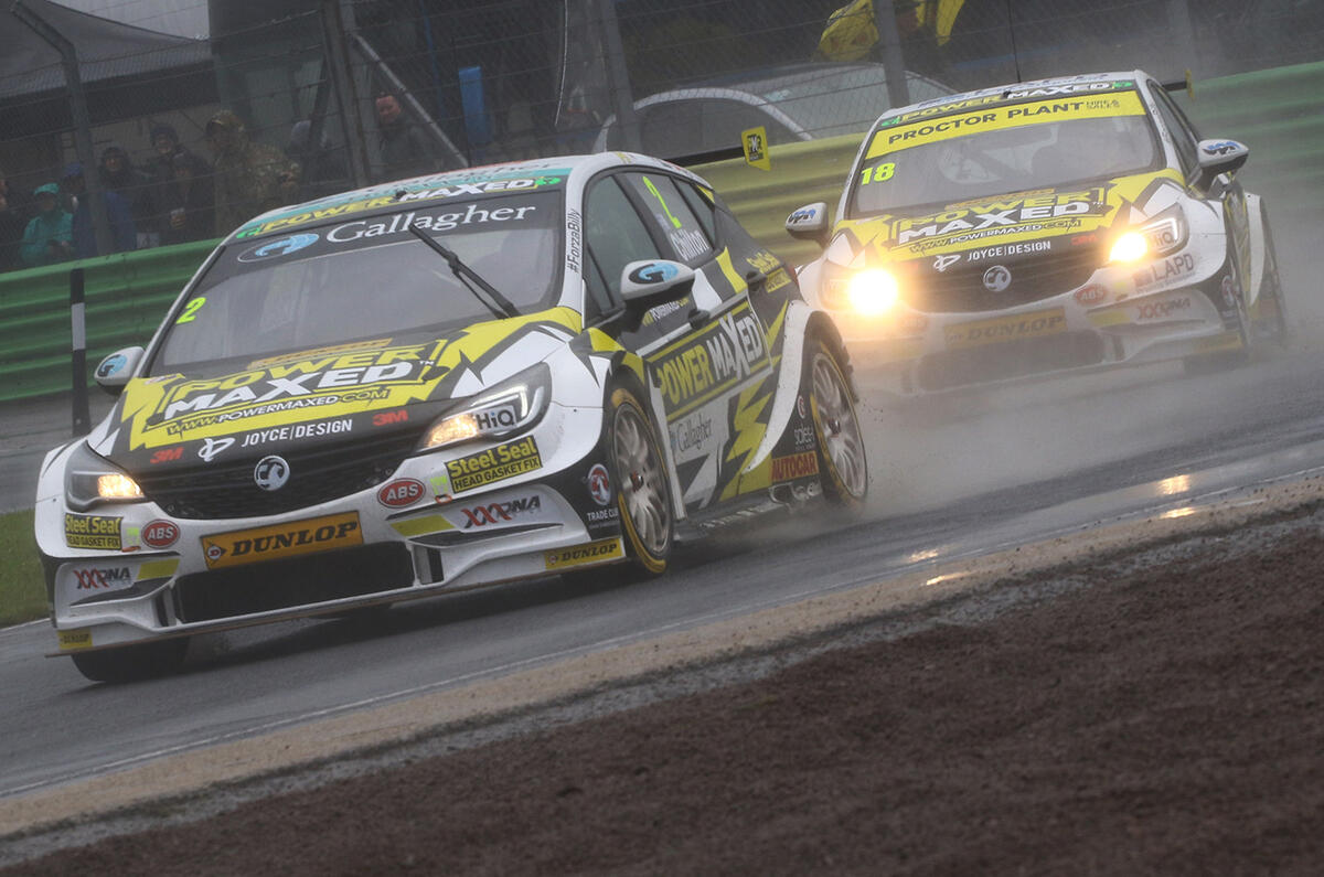 BTCC 2017: Croft - Sutton stars, but qualifying crash injures three ...