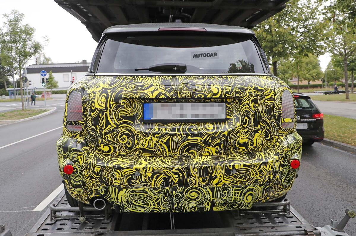 New Mini Countryman 2020 facelift seen in disguise | Autocar