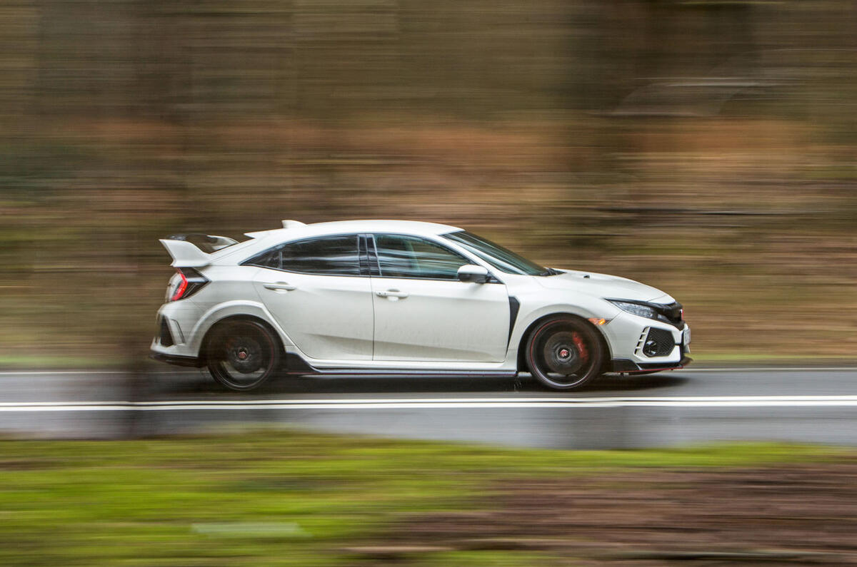 Hot hatch showdown: Seat Leon Cupra R vs Honda Civic Type R | Autocar