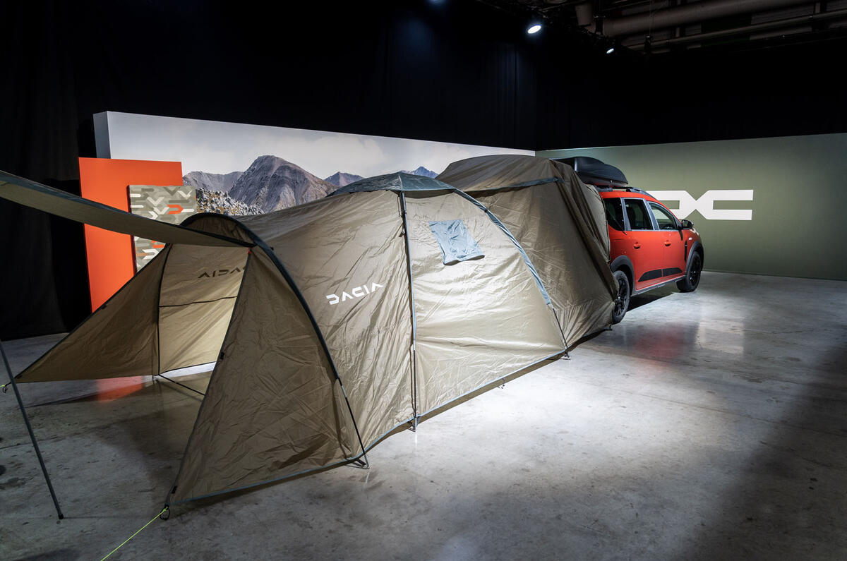 Dacia Manifesto concept is featherweight all-terrain buggy | Autocar