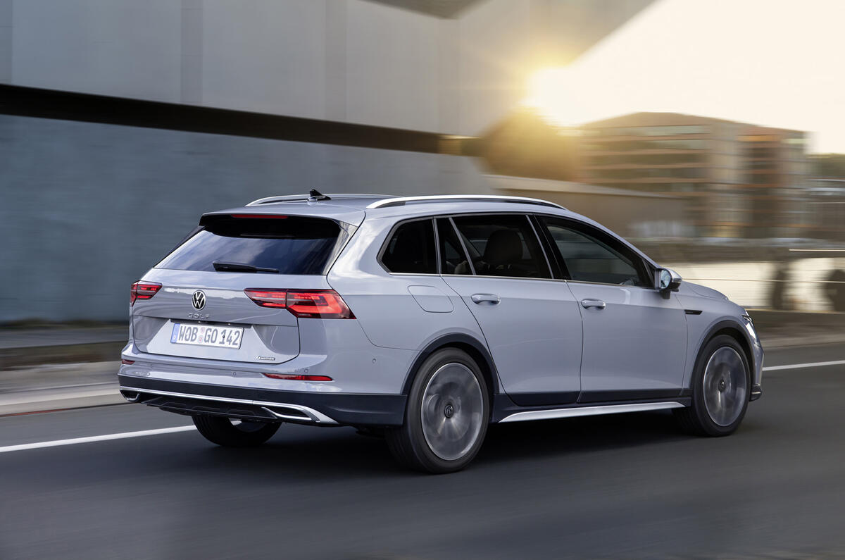 New Volkswagen Golf Estate and Alltrack priced from £24,575 | Autocar