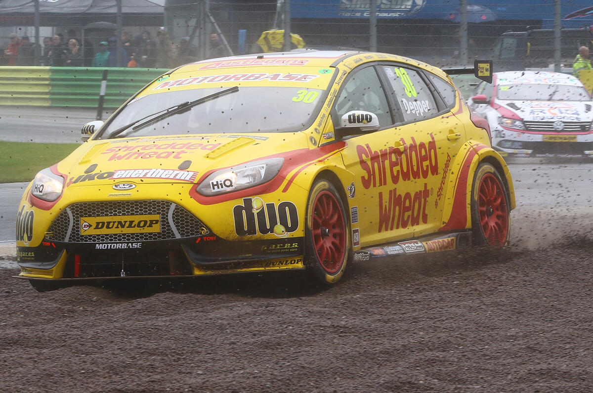 BTCC 2017: Croft - Sutton stars, but qualifying crash injures three ...