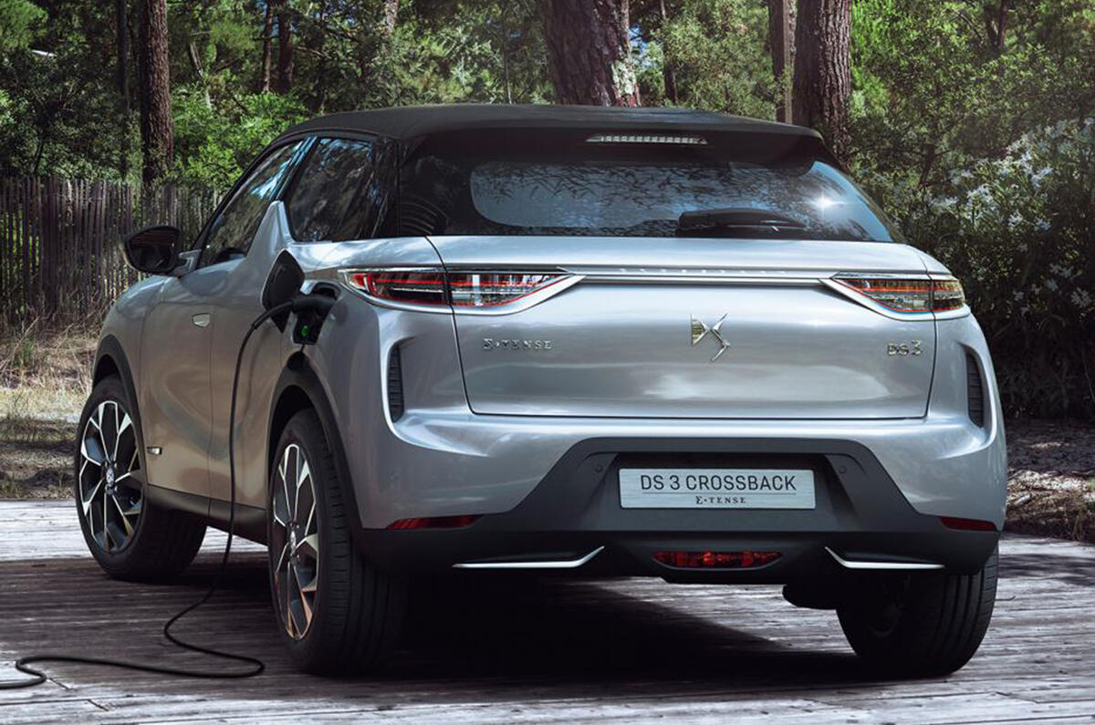New DS 3 Crossback revealed with petrol, diesel and electric power ...