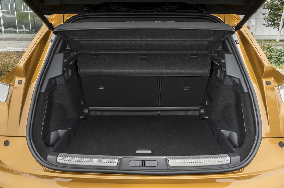 DS 7 Crossback BlueHDi 180 2018 first drive | Autocar