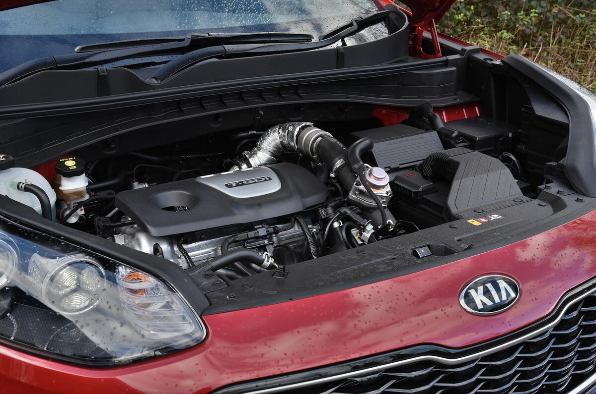 2016 Kia Sportage 1.6 T-GDi GT-Line UK first drive | Autocar