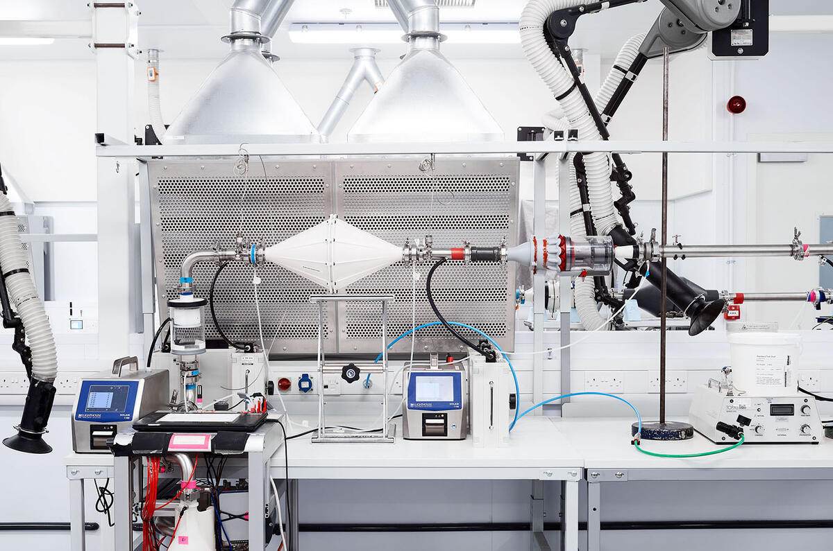 Dyson electric car: new patents show mould-breaking design | Autocar