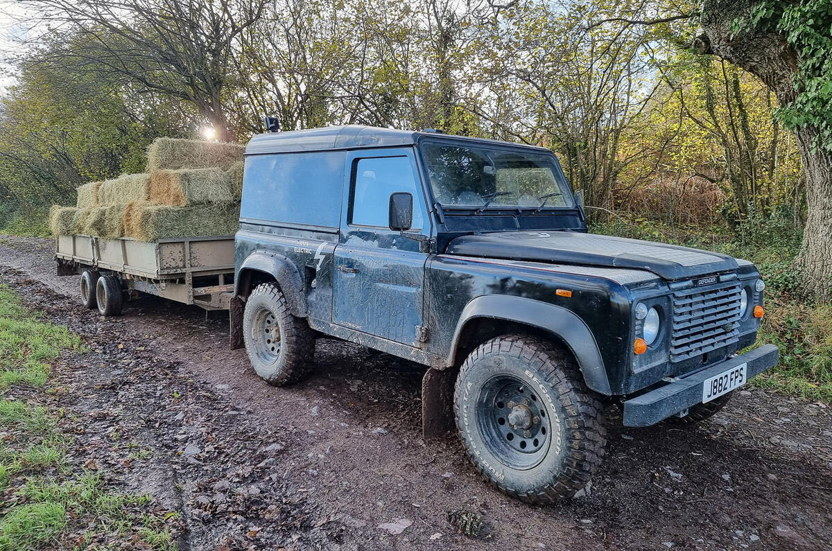 UK firm can electrify original Land Rover Defender for £24,000 | Autocar