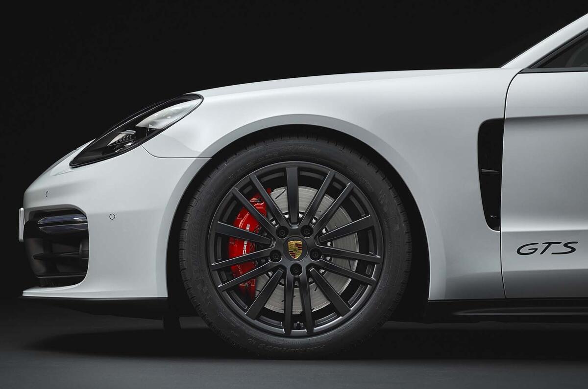 New Porsche Panamera GTS revealed with styling and chassis upgrades ...