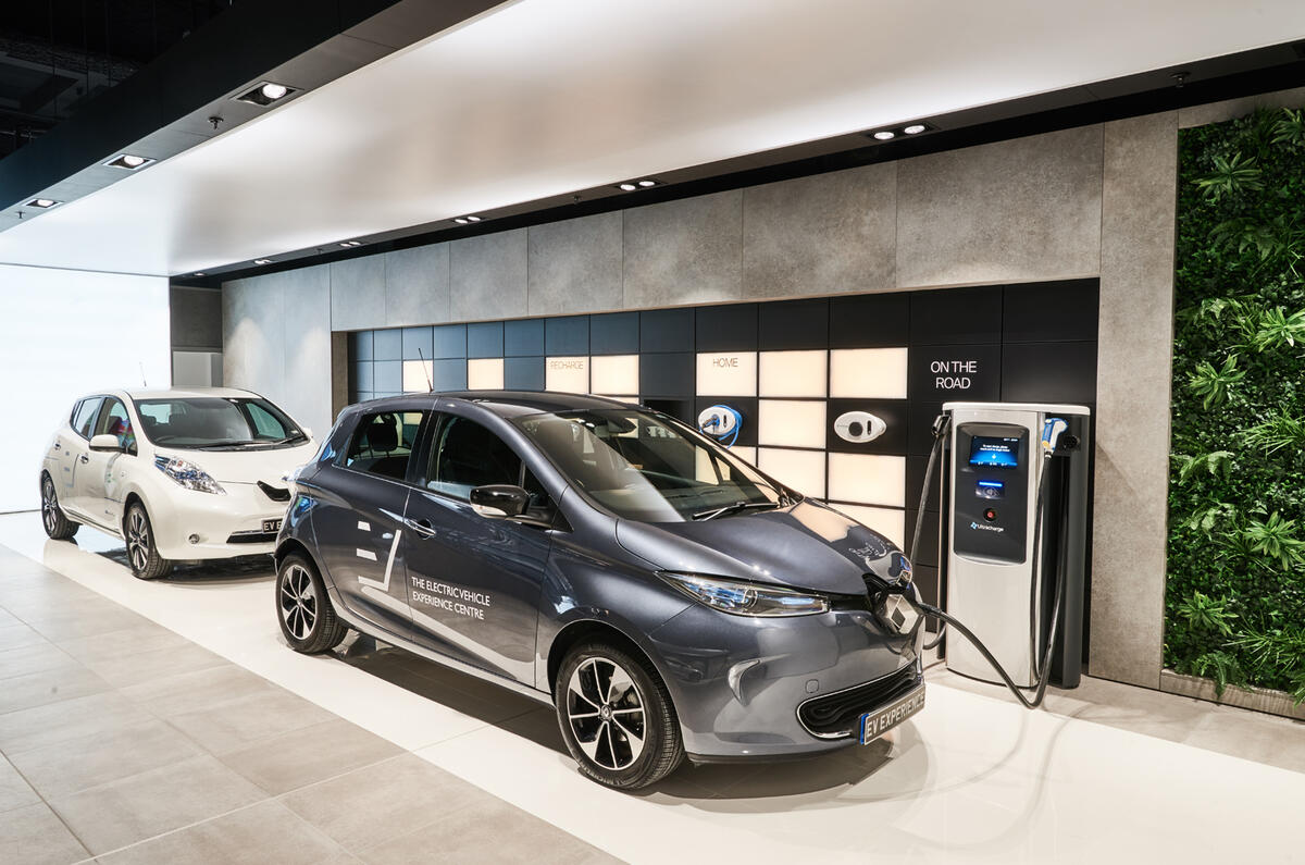 First all-EV car showroom opens in Milton Keynes | Autocar