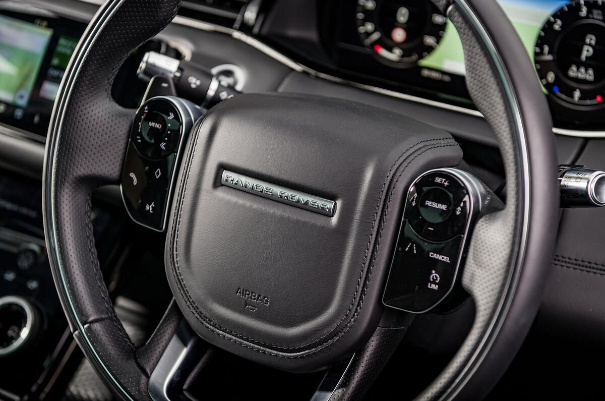 Range Rover Evoque D180 SE R-Dynamic 2019 UK first drive | Autocar