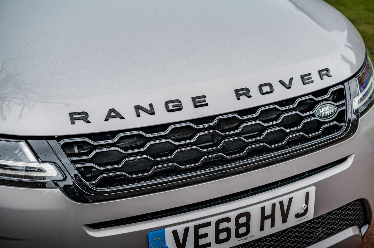 Range Rover Evoque D180 SE R-Dynamic 2019 UK first drive | Autocar