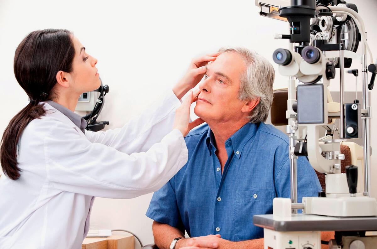 Road safety firm calls for mandatory eye tests for older drivers | Autocar