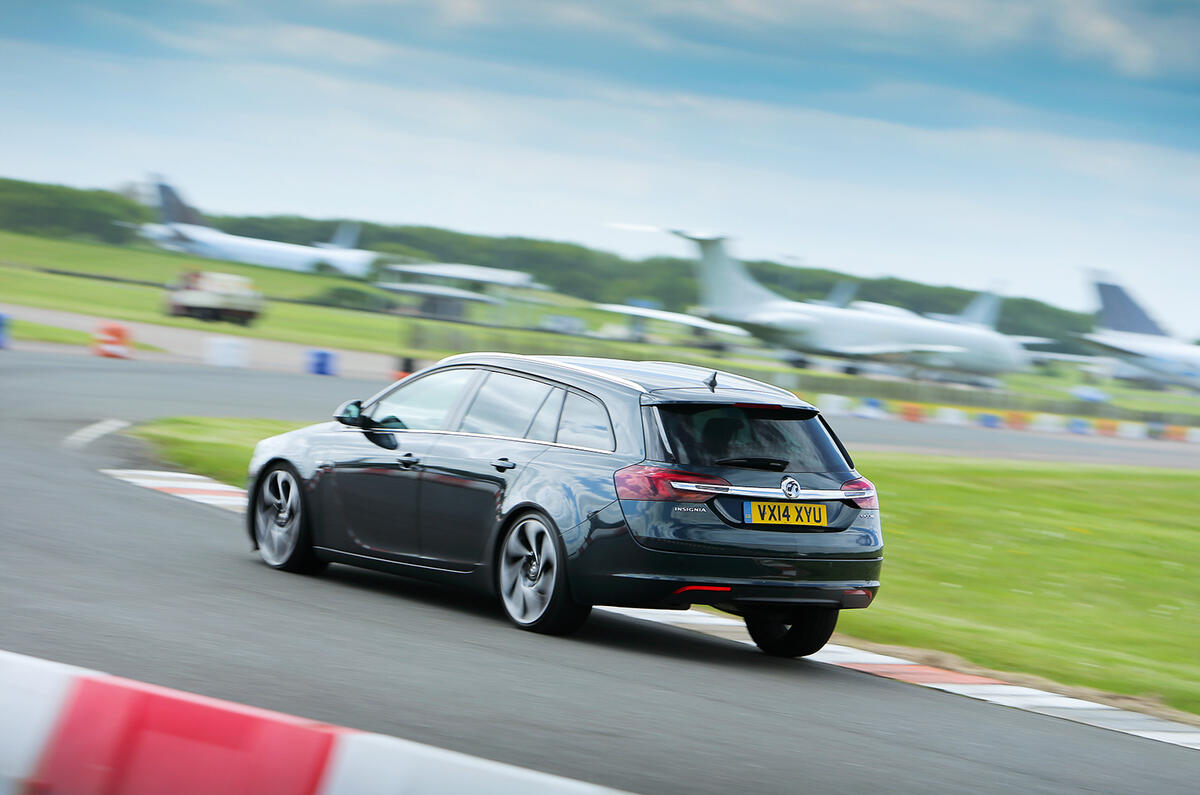 How to drive like an F1 racer | Autocar