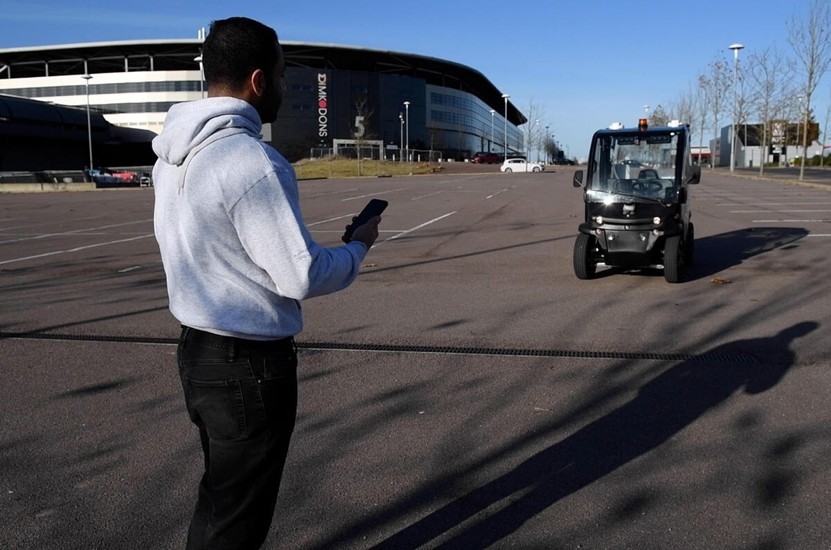 Driverless cars to hit public roads in Milton Keynes | Autocar