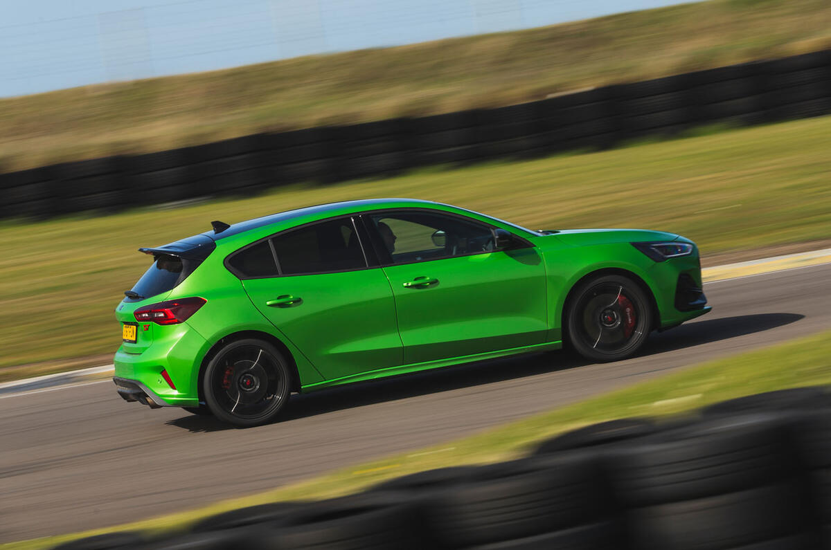 Lap dancers: Ford Focus ST Track Pack vs Toyota GR86 | Autocar