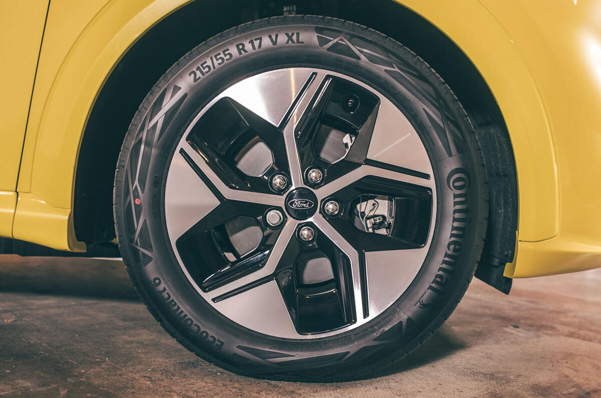 Ford Puma goes electric with 234-mile range for £30k | Autocar