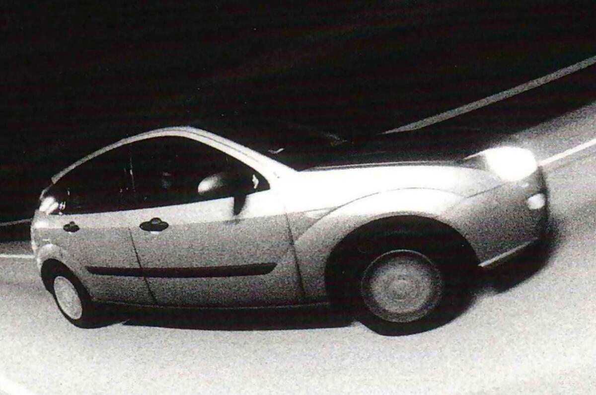 Driving 100 laps of the M25 in the 1999 COTY-winning Ford Focus | Autocar