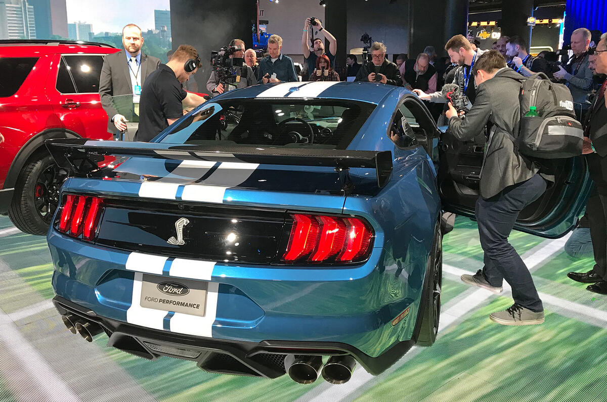 2019 Shelby GT500 revealed as fastest road-going Ford Mustang ever ...