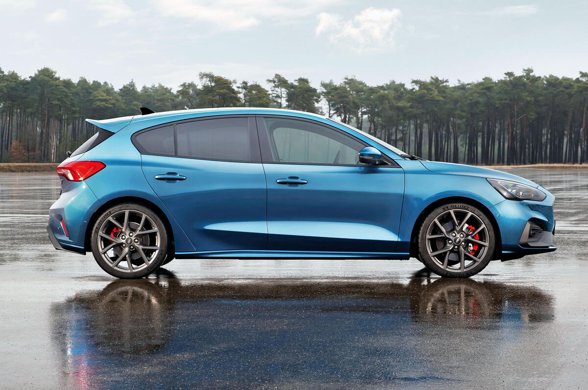 New Ford Focus ST priced from under £30,000 in UK | Autocar
