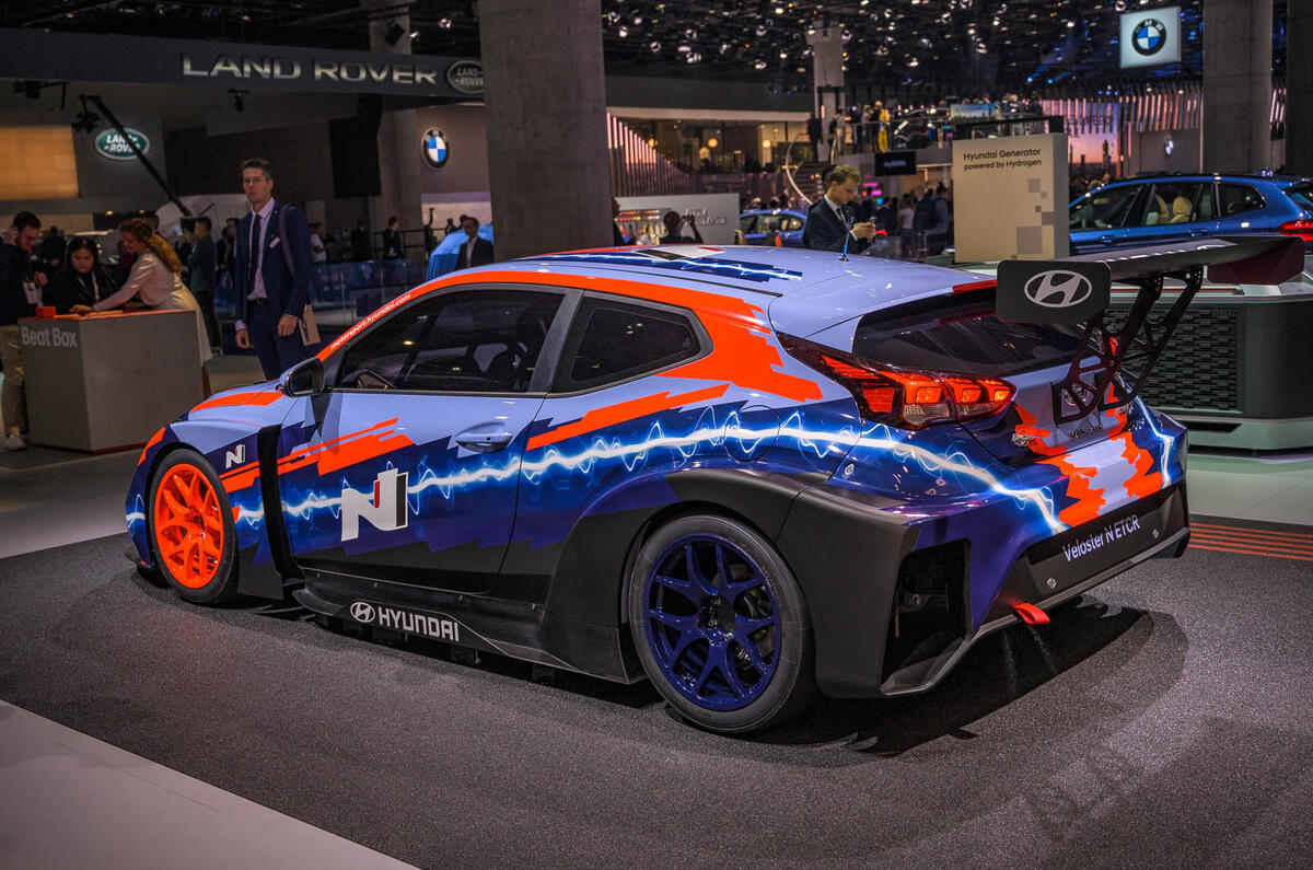 Hyundai launches Veloster N ETCR as first electric racer | Autocar