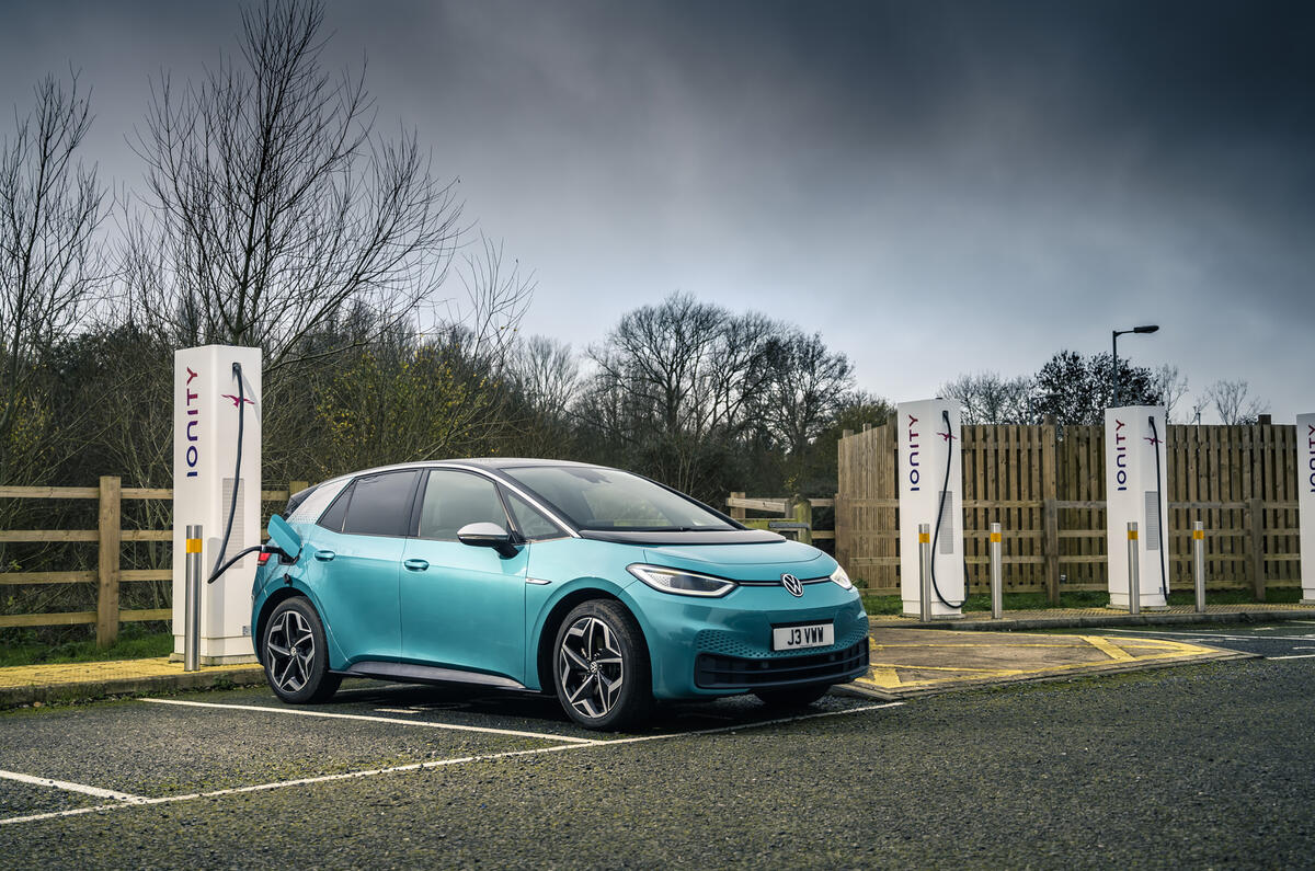 UK government to invest £20 million in local EV chargers | Autocar
