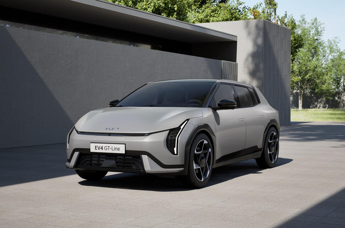 New Kia EV4 revealed with choice of hatch or saloon bodystyles | Autocar