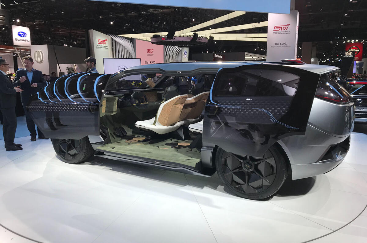 Chinese Firm Gac Displays Entranze Concept With American Design Focus Autocar