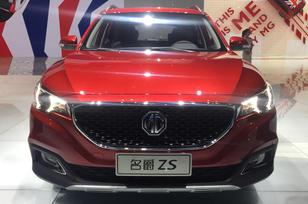 MG XS to be launched in Britain in October as Dacia Duster rival | Autocar