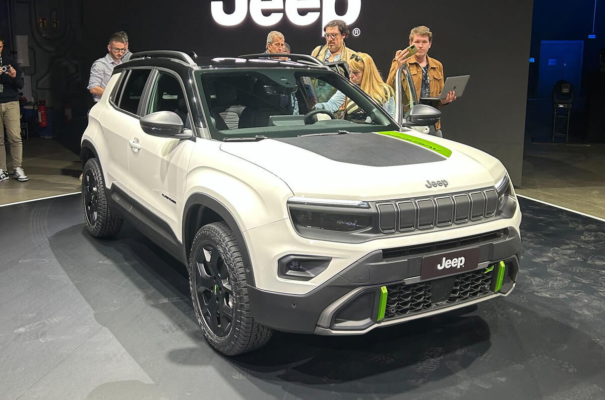 AWD Jeep Avenger 4xe launched in UK from £30,999 | Autocar