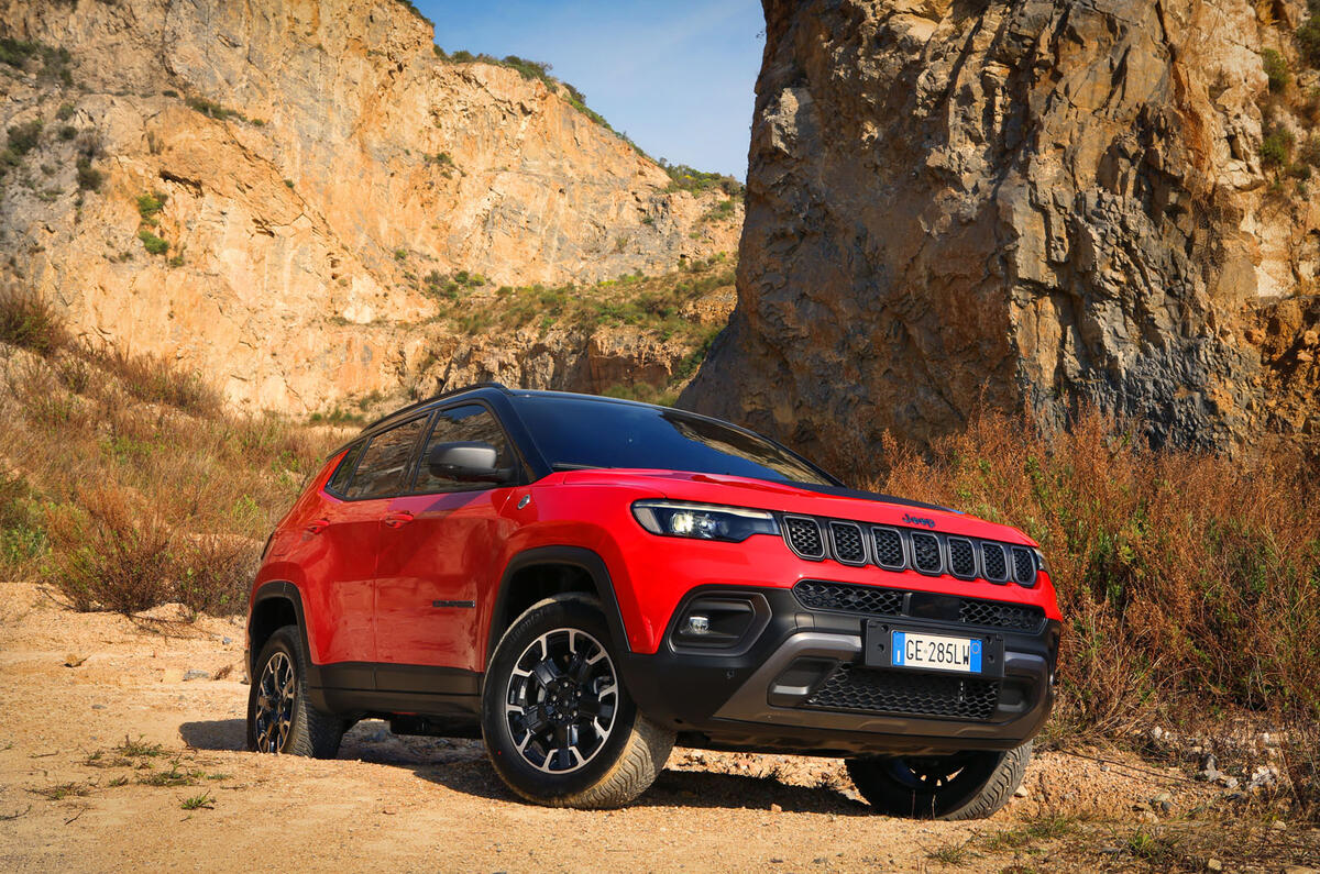 2021 Jeep Compass refreshed with new look and updated interior | Autocar