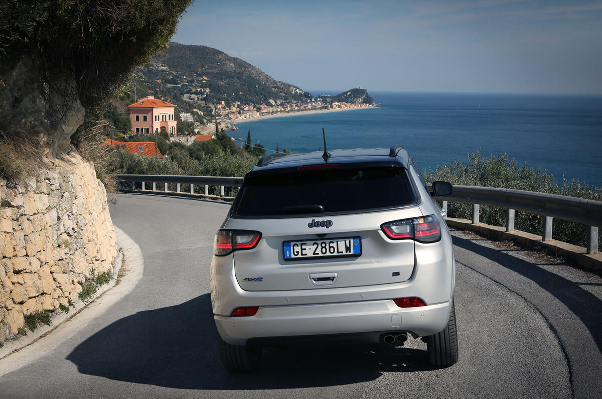 2021 Jeep Compass refreshed with new look and updated interior | Autocar