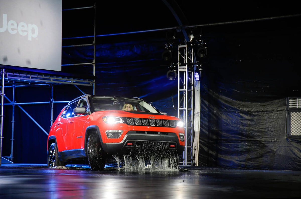 Jeep Compass revealed at LA motor show | Autocar
