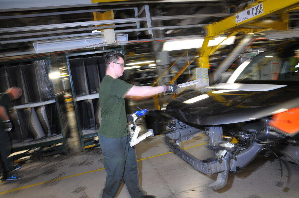 A night in the Jaguar Land Rover plant at Halewood | Autocar