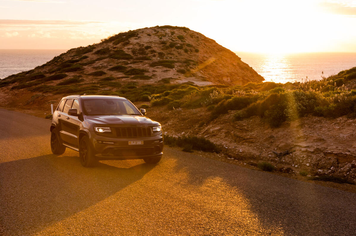 Jeep Grand Cherokee SRT - 468bhp Hemi V8 ventures into the Outback ...