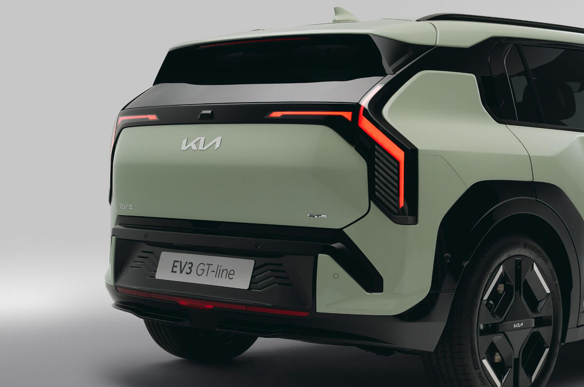 Kia EV3 revealed as sub-£30k electric SUV with 373-mile range | Autocar
