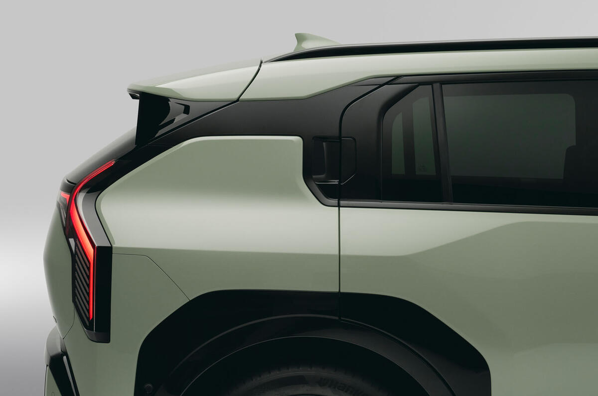 Kia EV3 revealed as sub-£30k electric SUV with 373-mile range | Autocar