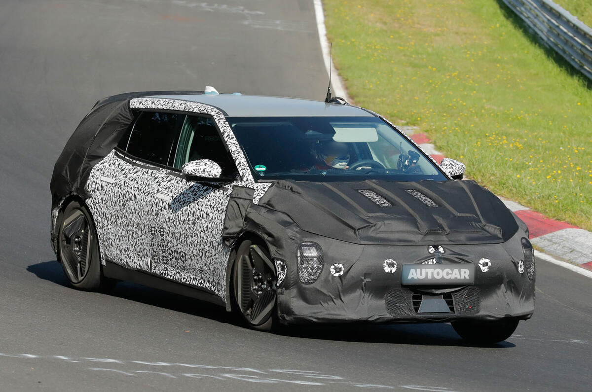 Kia EV4 hatchback due 2026 as Ford Explorer rival | Autocar