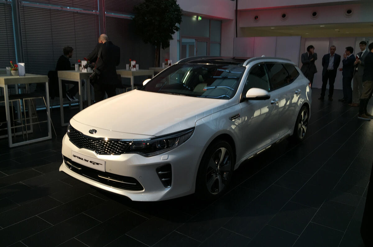 New Kia Optima Sportswagon estate revealed | Autocar