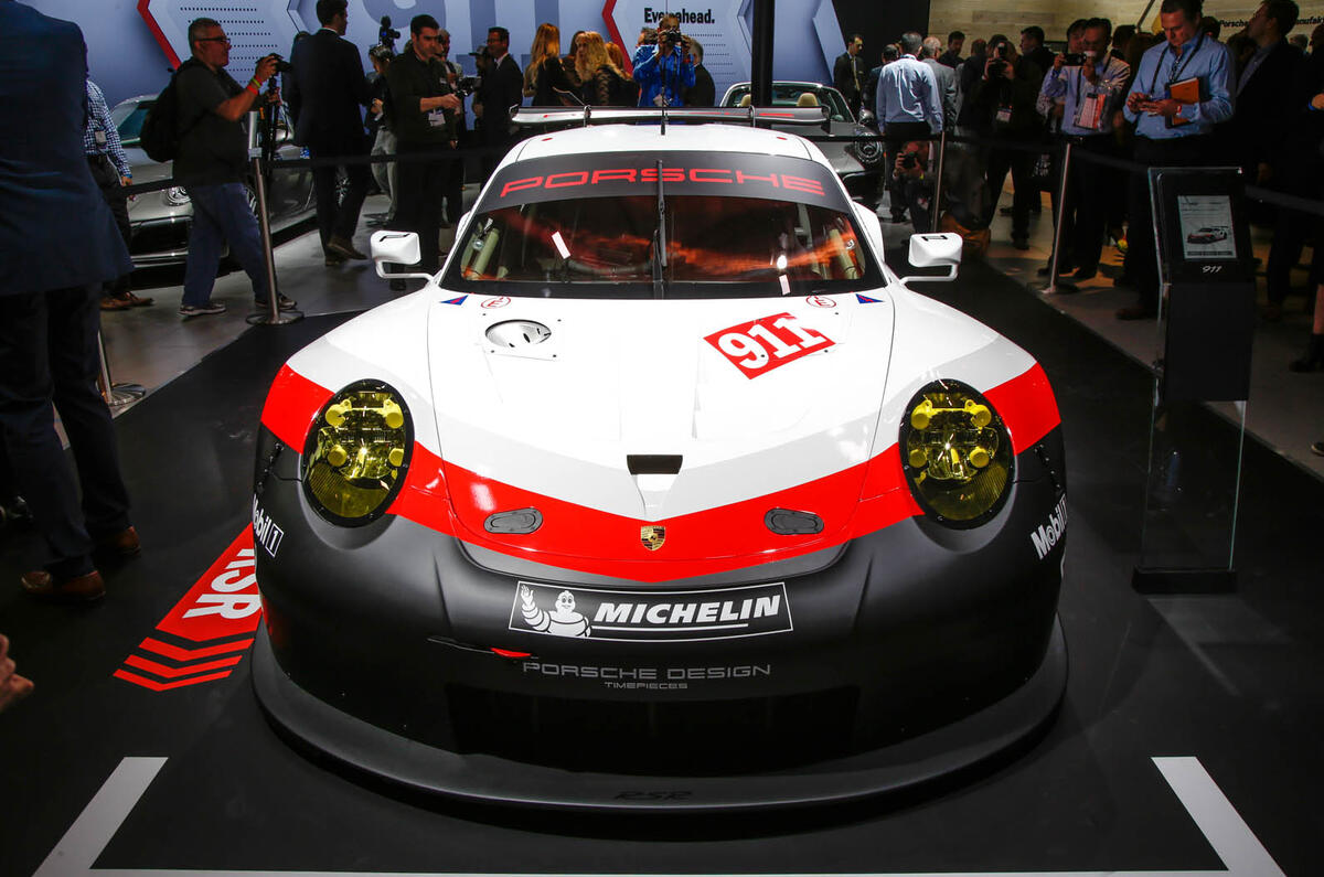 2017 Porsche 911 RSR – mid-engined Le Mans racer revealed | Autocar