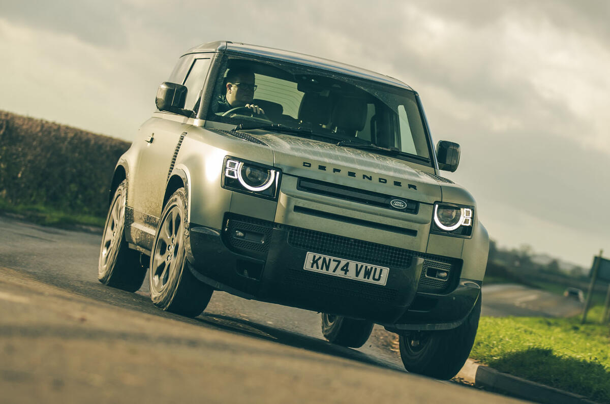Weak pound causes JLR profit drop despite record Q3 revenue | Autocar
