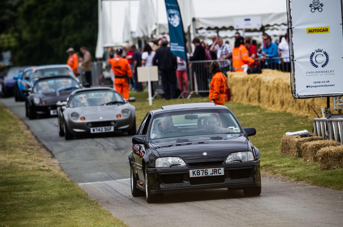 Cholmondeley Pageant of Power 2015 - Lotus parade | Autocar