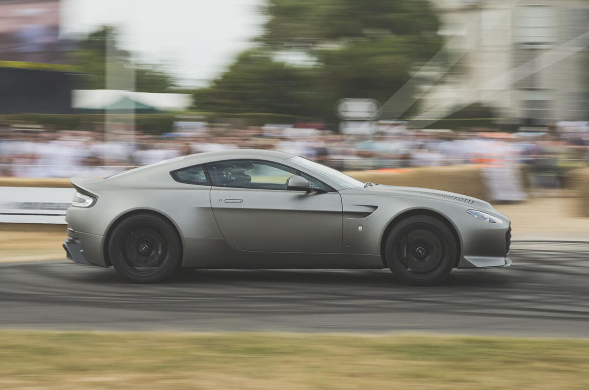 Limited-run Aston Martin V12 Vantage V600 tackles Goodwood hill climb ...