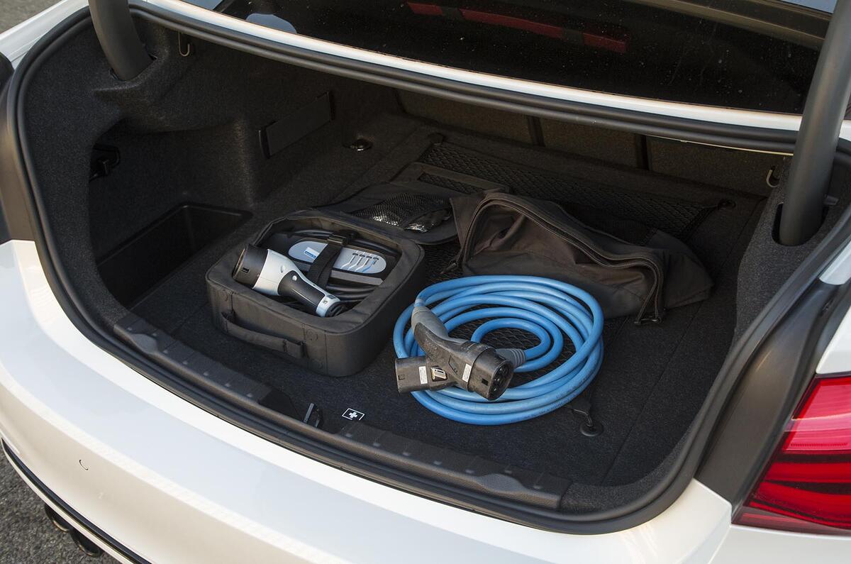 BMW 330e plug-in hybrid faces Audi, VW and Volvo 100mpg rivals | Autocar