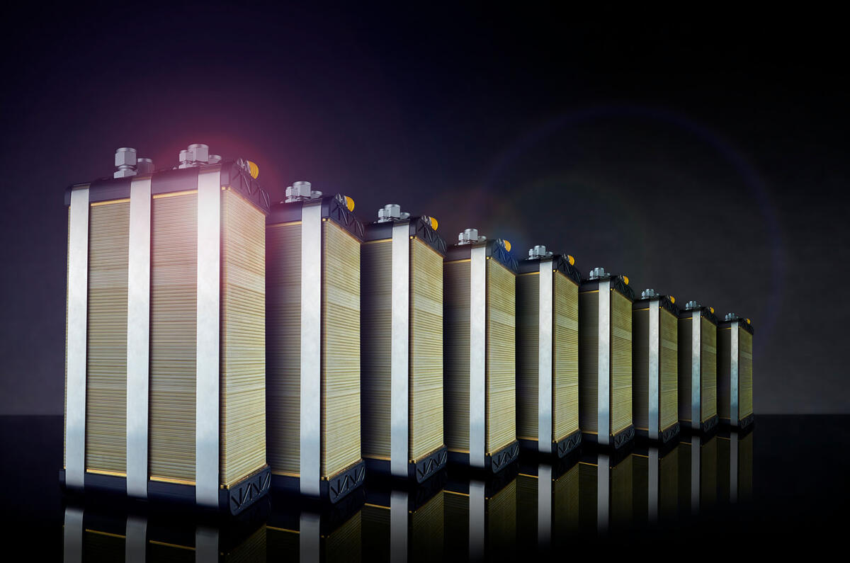 The British firm revolutionising hydrogen fuel cell production | Autocar