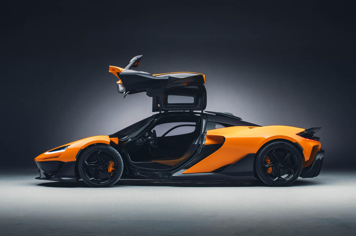 McLaren W1 succeeds P1 with 1258bhp V8 hybrid powertrain | Autocar
