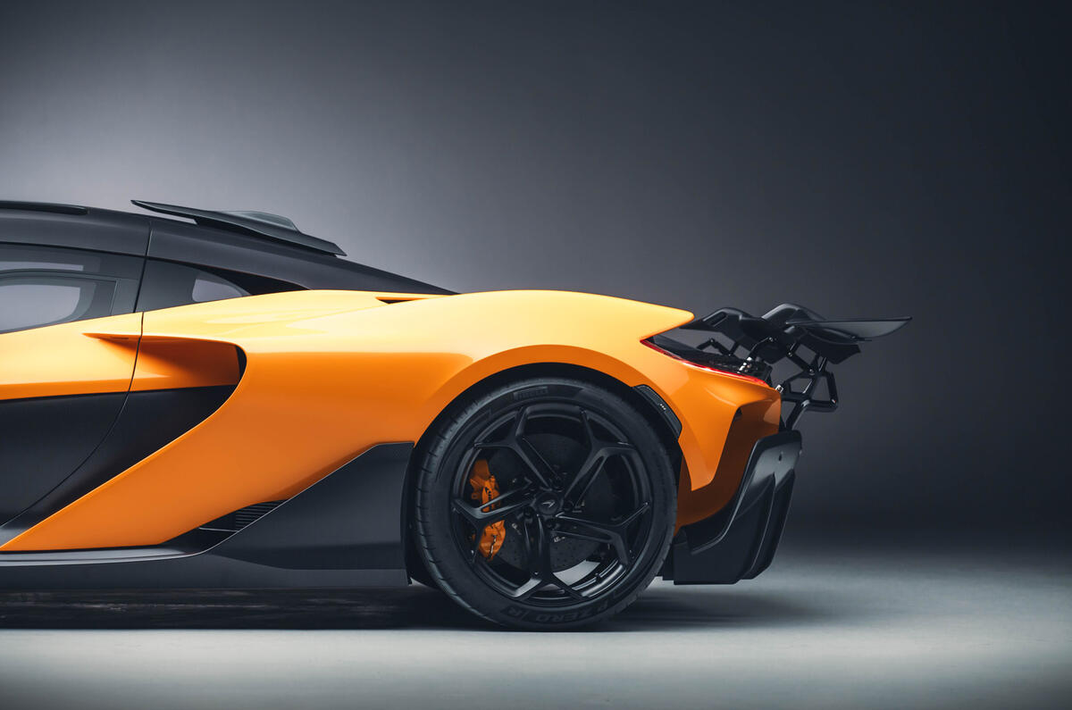 McLaren W1 succeeds P1 with 1258bhp V8 hybrid powertrain | Autocar