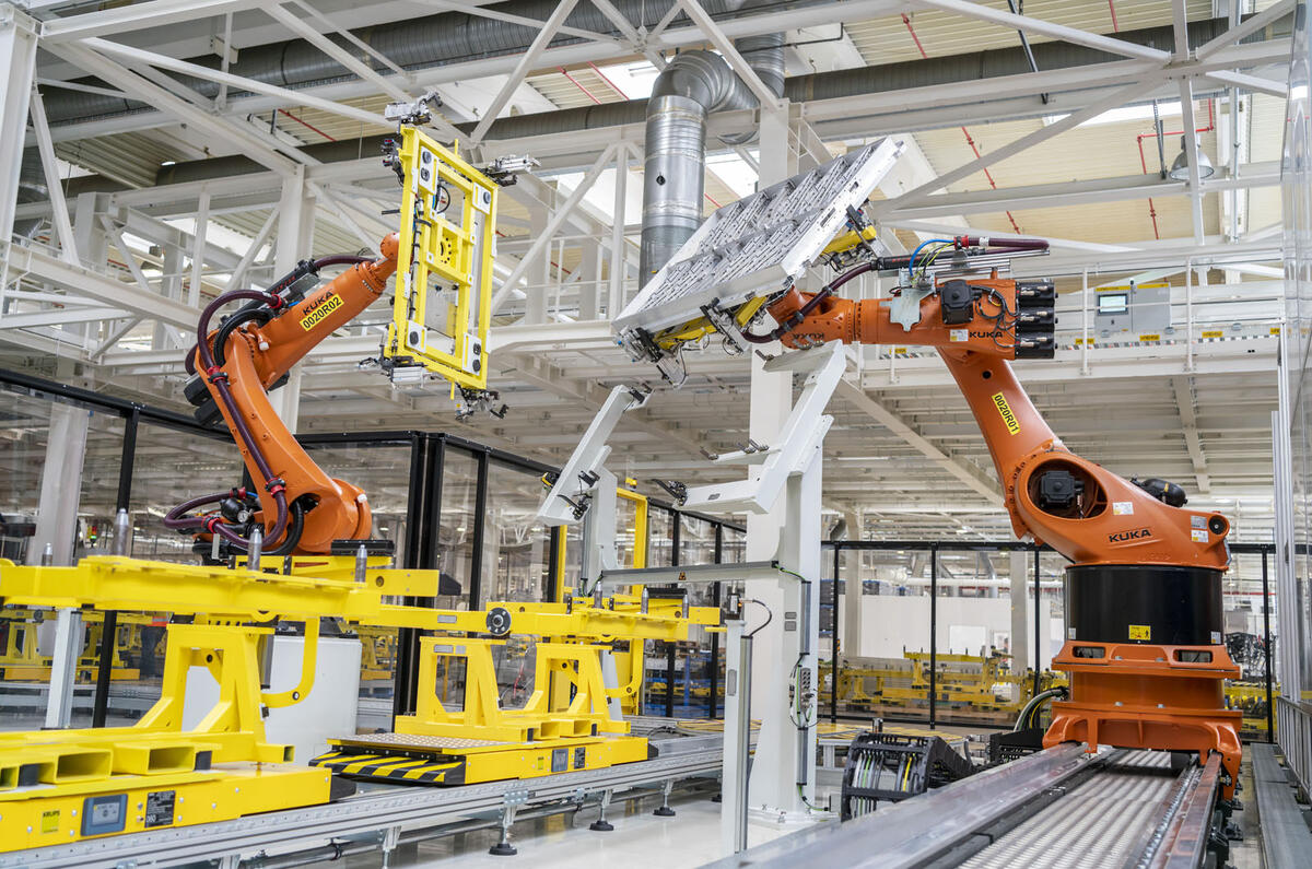 Skoda starts building MEB electric car batteries in Czech Republic ...