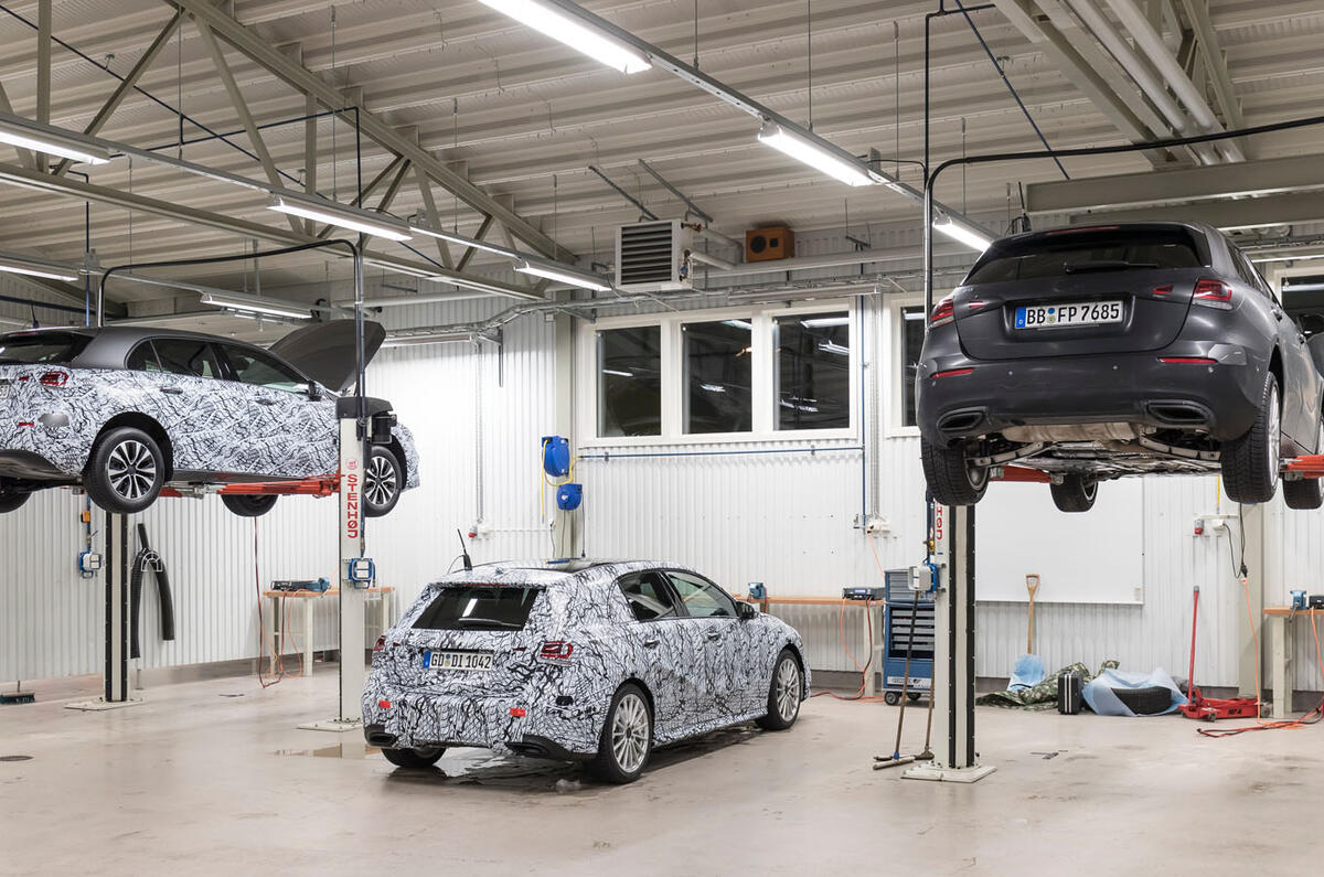 Next-gen Mercedes-Benz A-Class spied - Riding on the new MFA2 platform ...