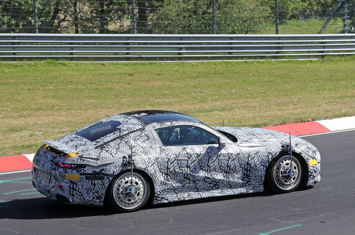 New 2023 Mercedes-AMG GT tests 800bhp-plus PHEV drivetrain | Autocar
