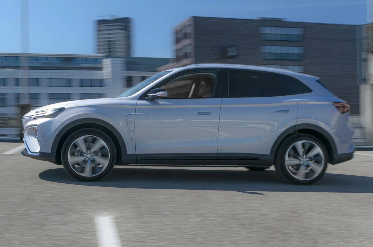 New MG Marvel-R EV brings 250-mile range for £34,000 | Autocar